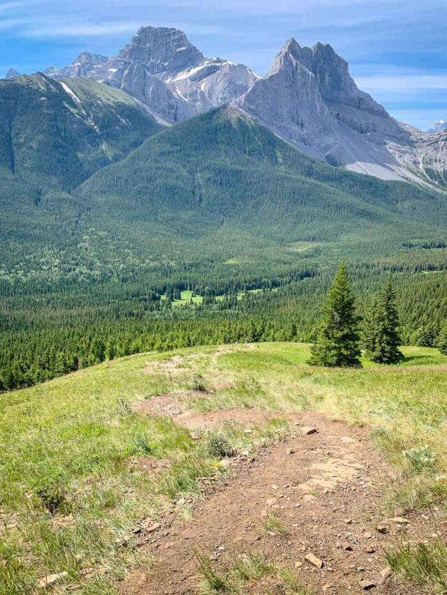 Wind Ridge Hike in Kananaskis Country - Travel Banff Canada