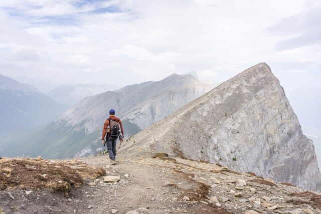 Banff Hiking Itinerary: A 5 Day Local Plan - Travel Banff Canada