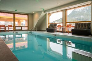 The 6 Best Family Friendly Hotels in Banff - Travel Banff Canada