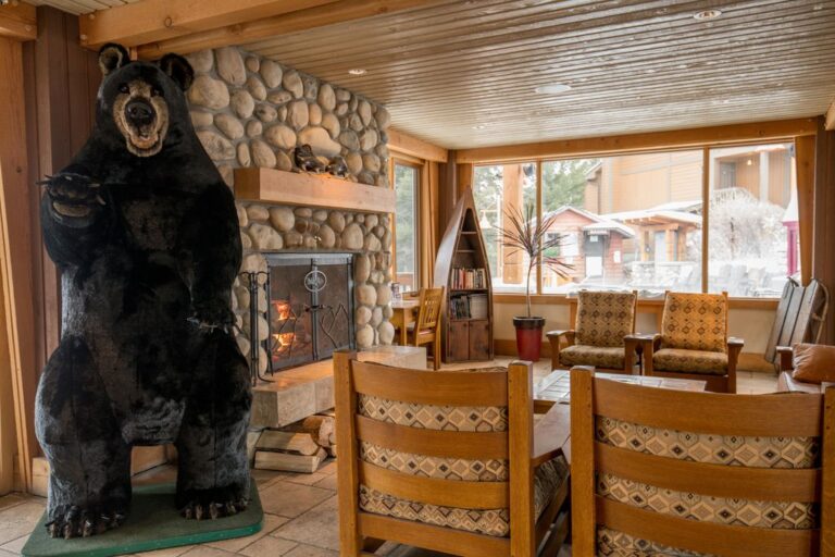 Best Family-Friendly Hotels in Banff (Local Family Guide) - Travel ...