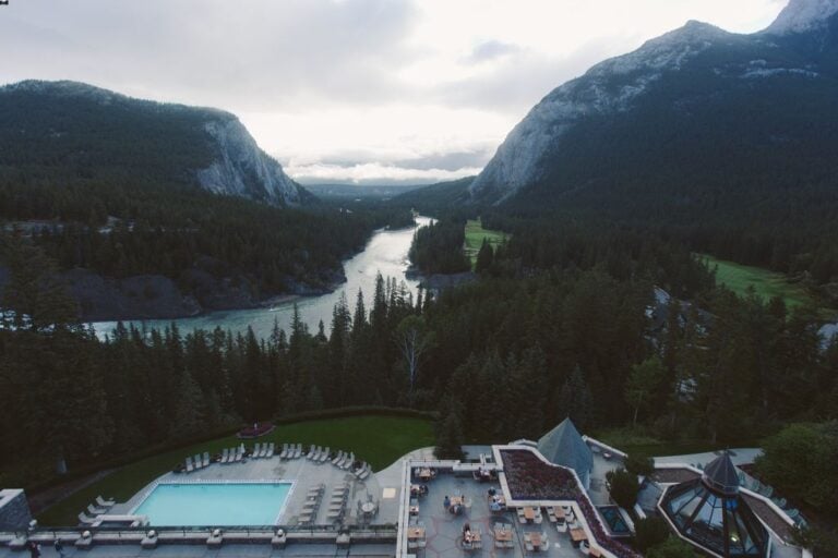 The 5 Best Luxury Hotels in Banff - Travel Banff Canada