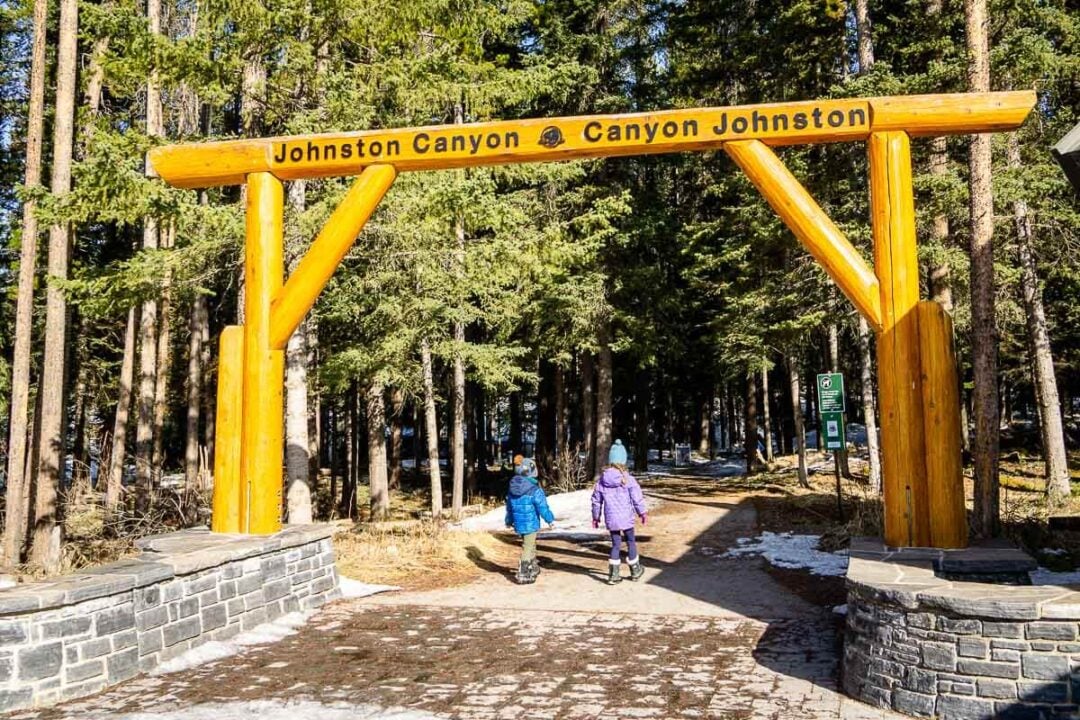 Johnston Canyon Hike: Ultimate Guide with Expert Local Tips - Travel ...