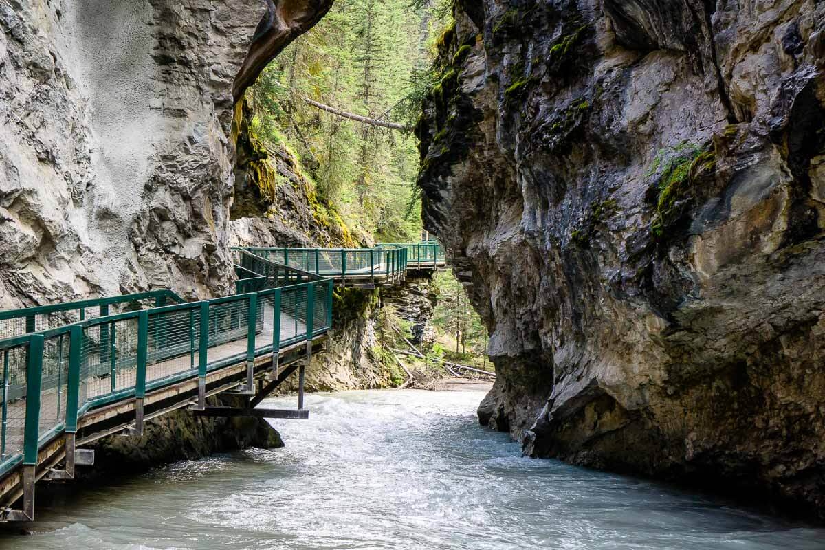 15 Easy Hikes in Banff National Park - Travel Banff Canada