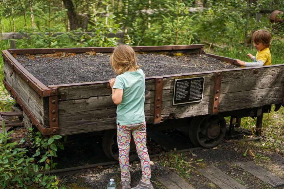 Bankhead Ghost Town - Travel Banff Canada