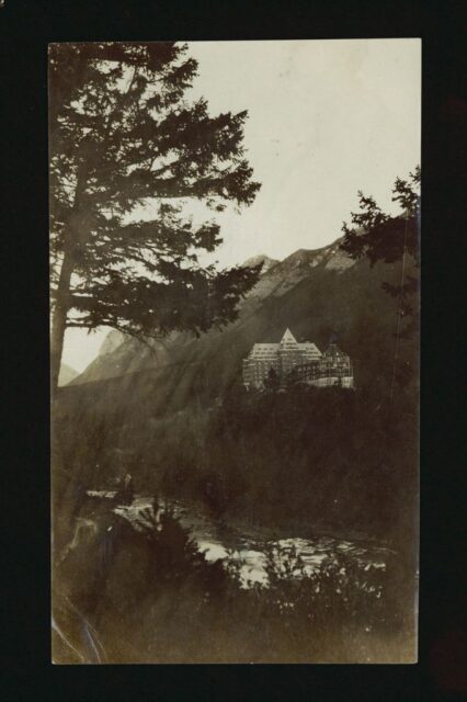 Historic Banff Springs Hotel Photos - Travel Banff Canada