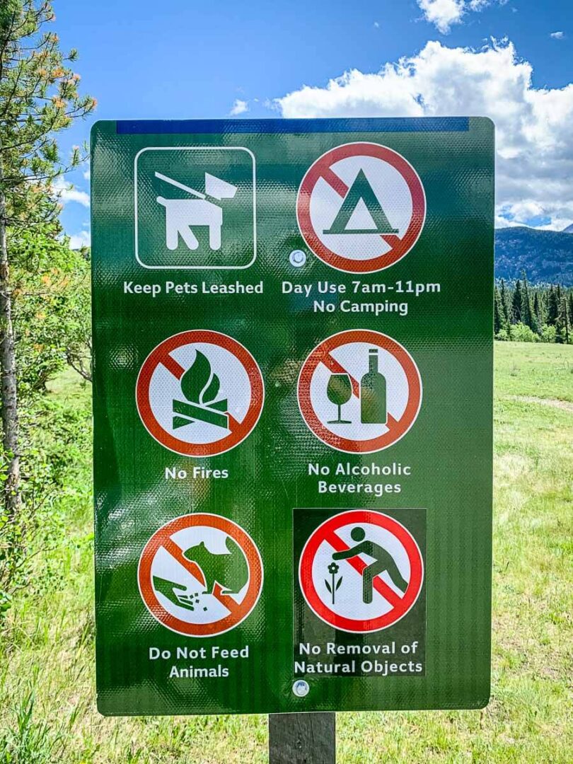 Middle Lake Interpretive Trail in Kananaskis - Travel Banff Canada