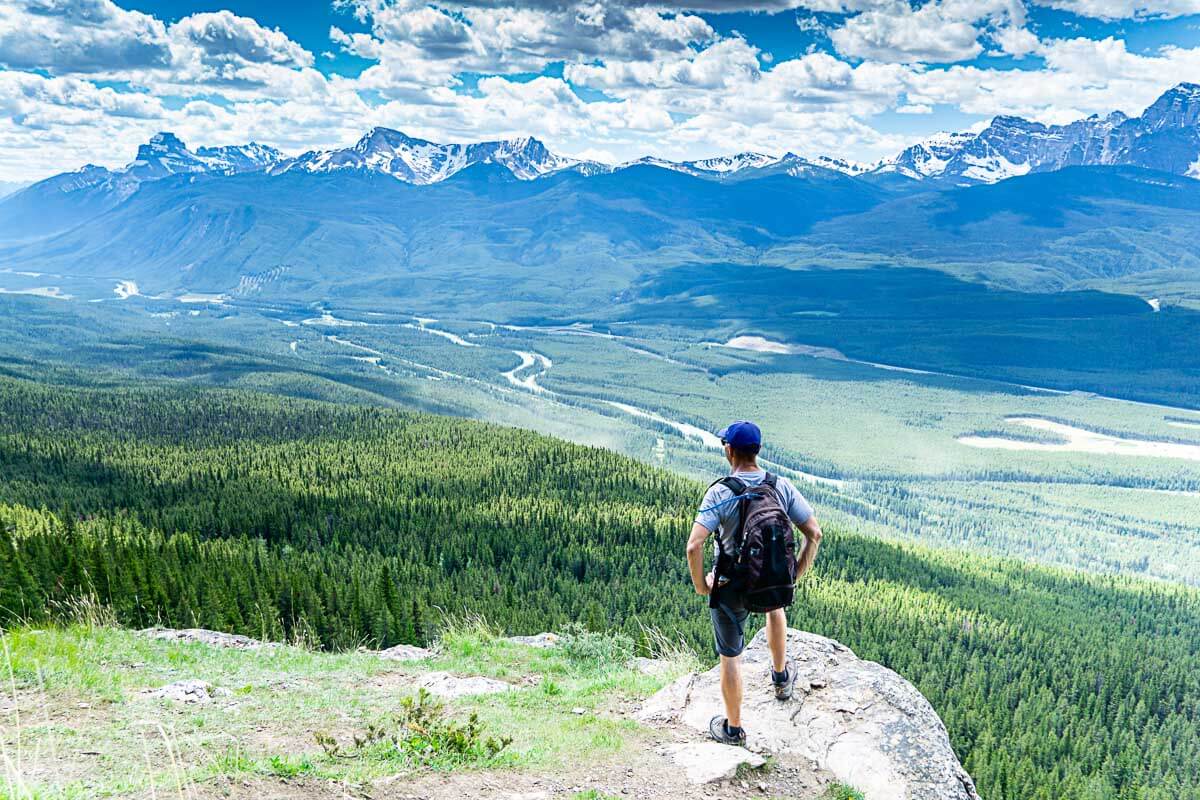 10 Easy Hikes in Banff National Park - Travel Banff Canada