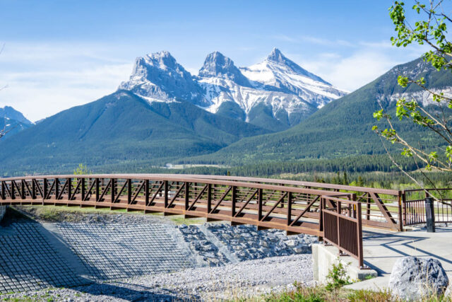 15 Easy Canmore Walking Trails - Travel Banff Canada