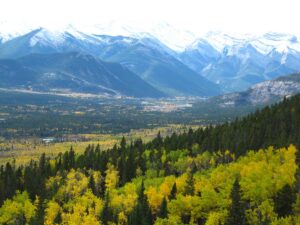 Mount Yamnuska Hike - Kananaskis Country - Travel Banff Canada
