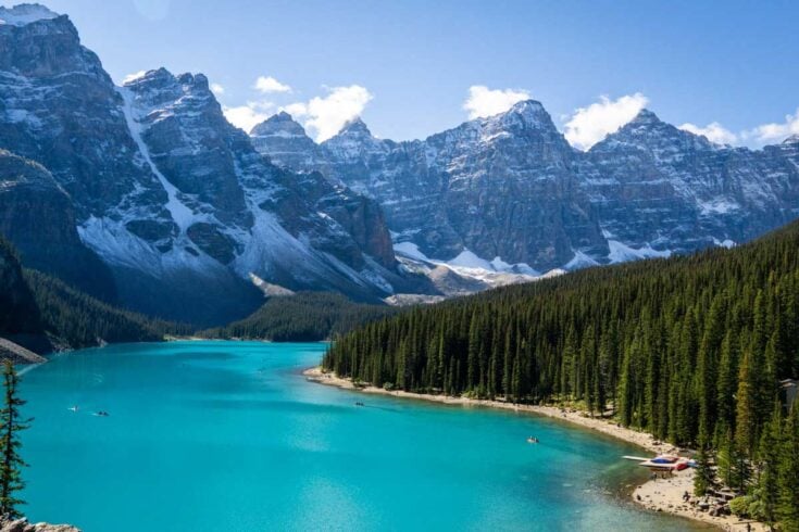 Moraine Lake Parking (Everything You NEED to Know) - Travel Banff Canada
