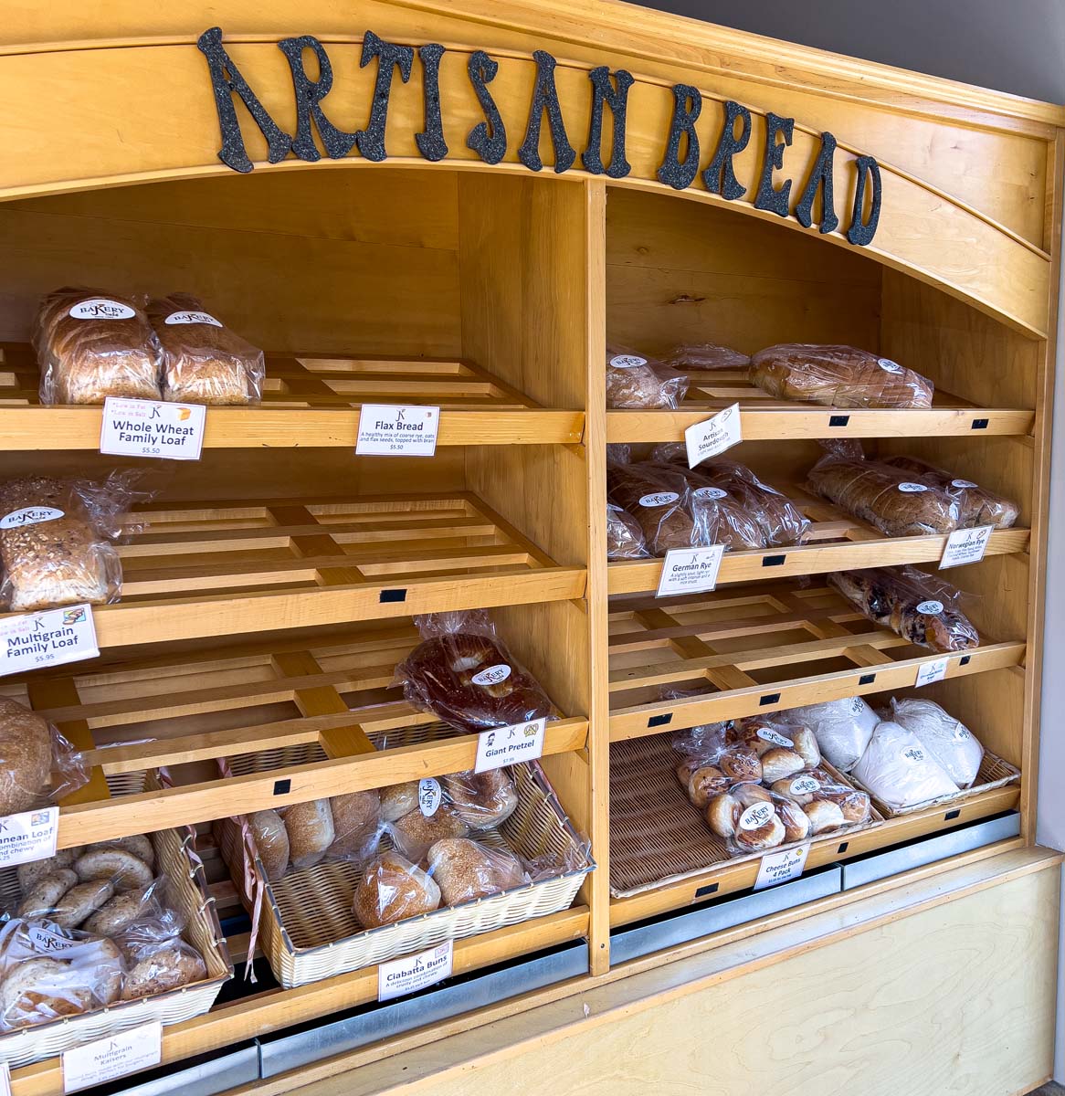 The 8 Best Canmore Lunch Restaurants - Travel Banff Canada