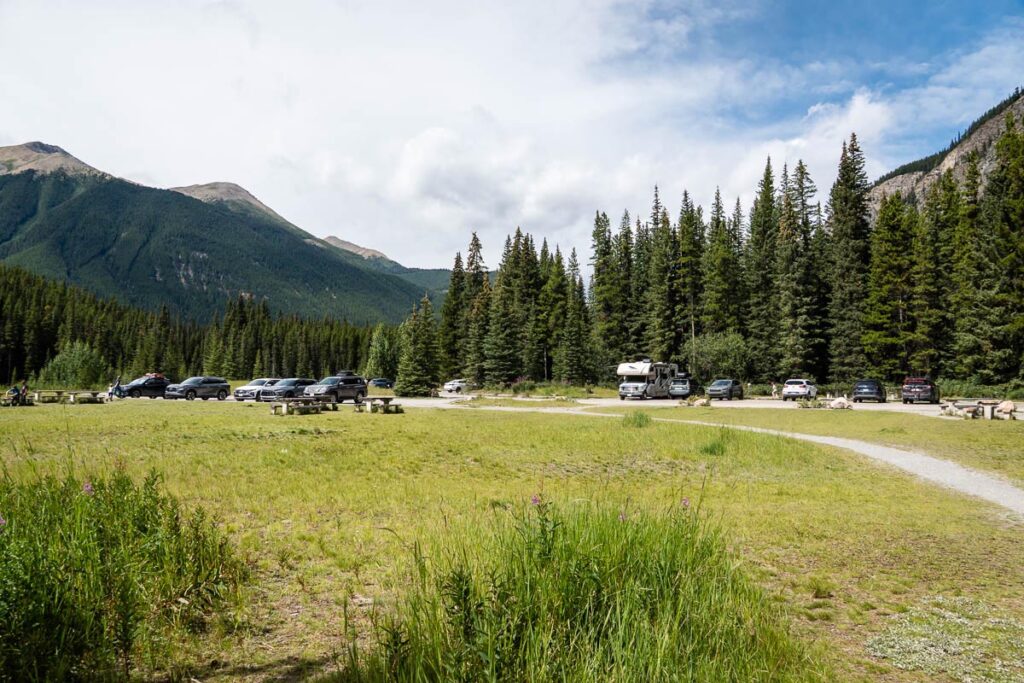 Icefields Parkway: The Complete Guide to Canada’s Most Scenic Drive ...