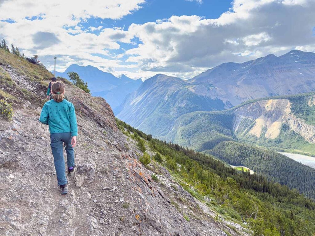 Parker Ridge Trail – Banff National Park - Travel Banff Canada