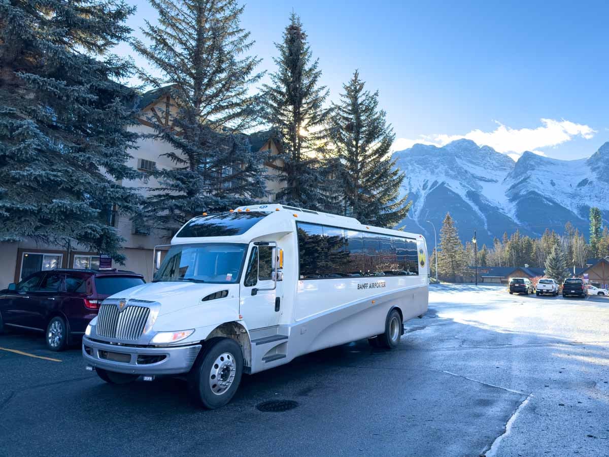 The Best Calgary Airport Shuttles to Banff - Travel Banff Canada